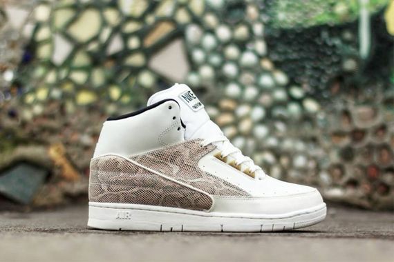 Nike Air Python - Sail/Black/Metallic Gold - Modern Notoriety