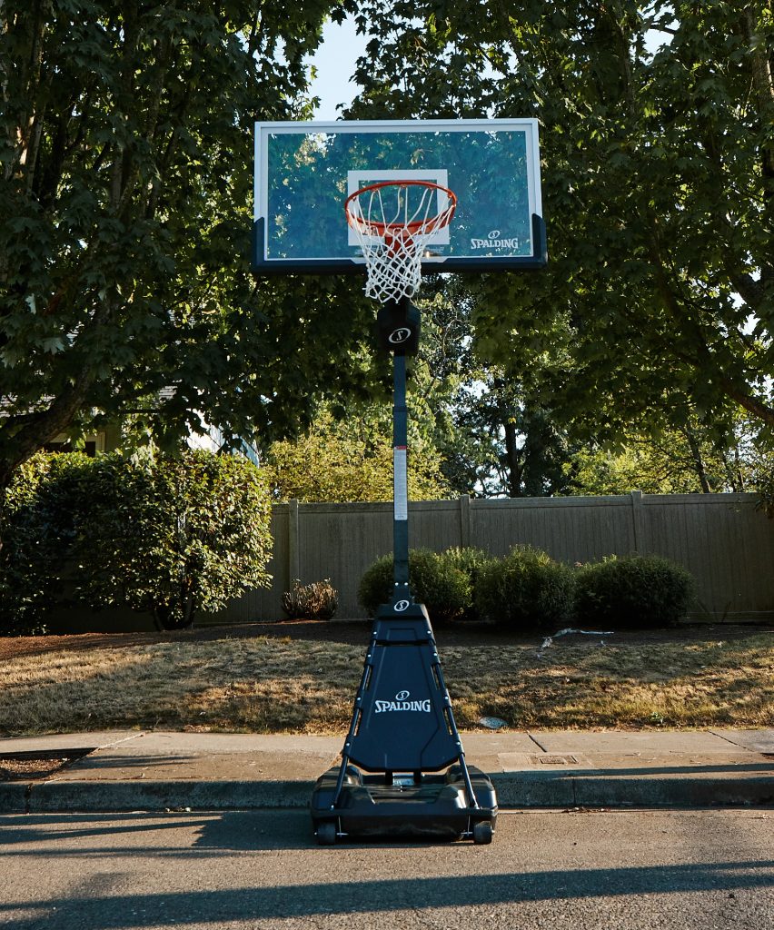 Spalding's New Basketball Hoop Assembles In 30 Min Or Less - Modern ...