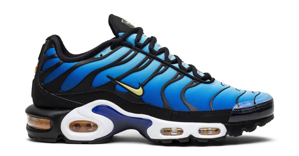 Nike Air Max Plus OG "Hyper Blue" Returns Spring 2024 - Modern Notoriety